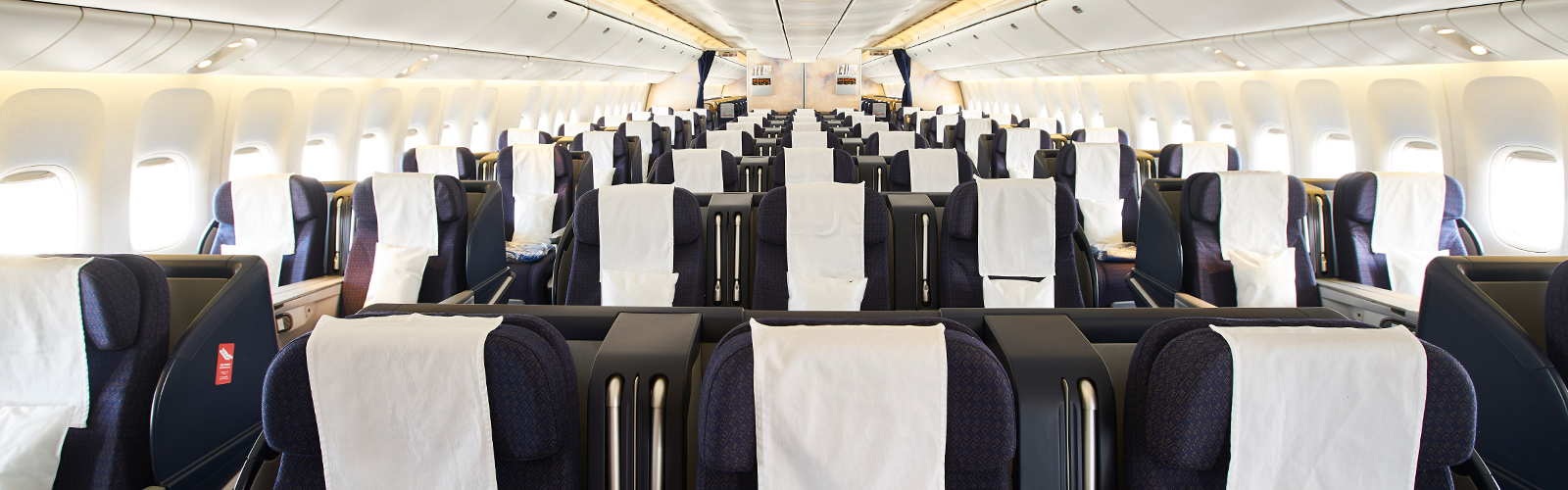 On board | TAAG